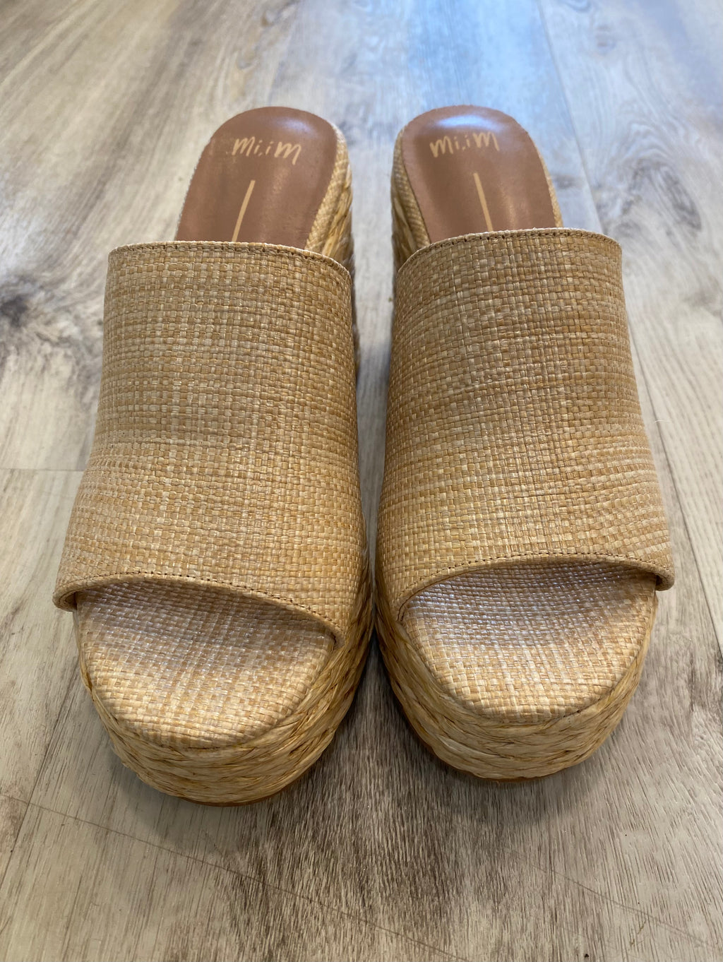 Miracle Miles Ashlyn – Showroom56