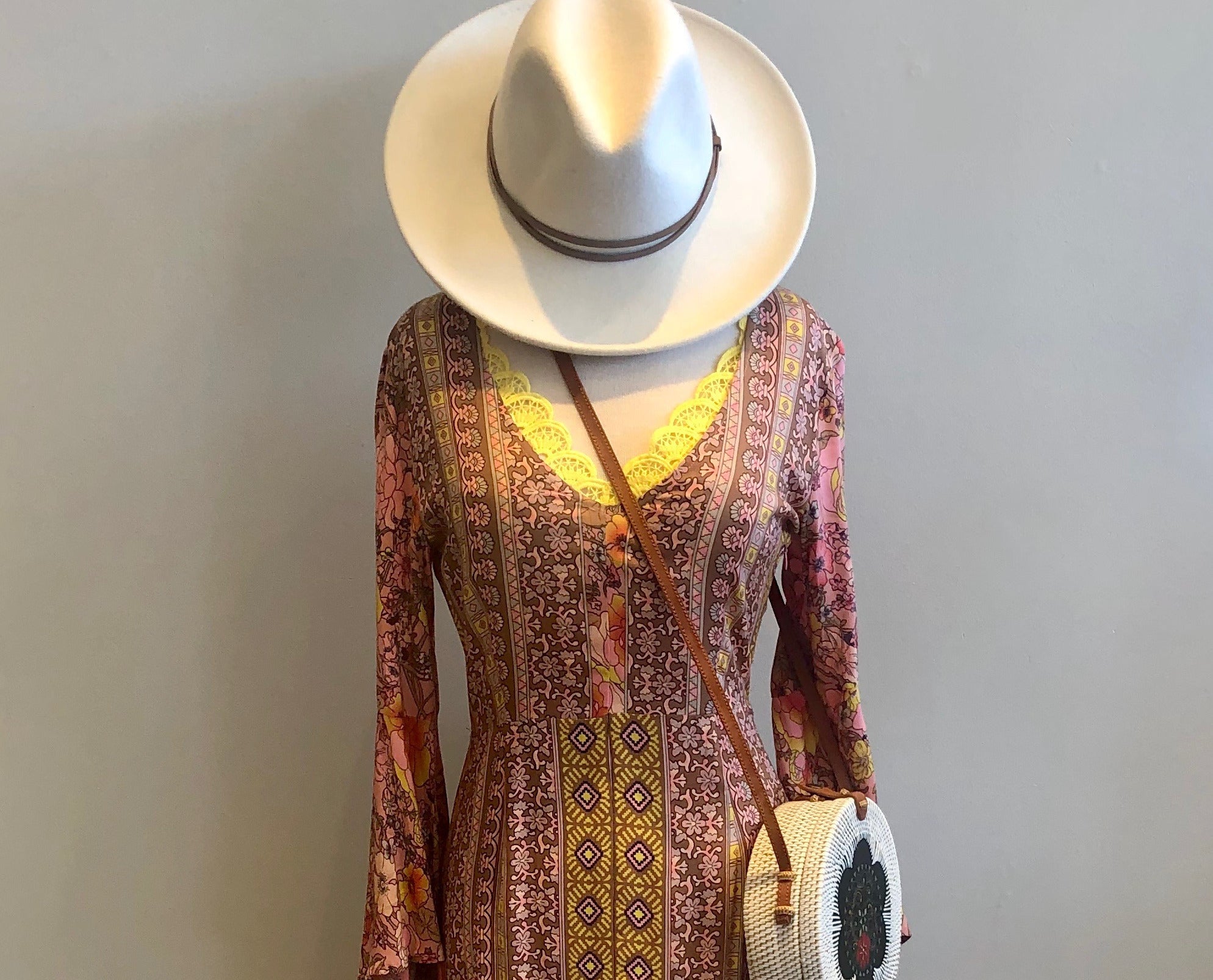 Sally's Styles – Showroom56